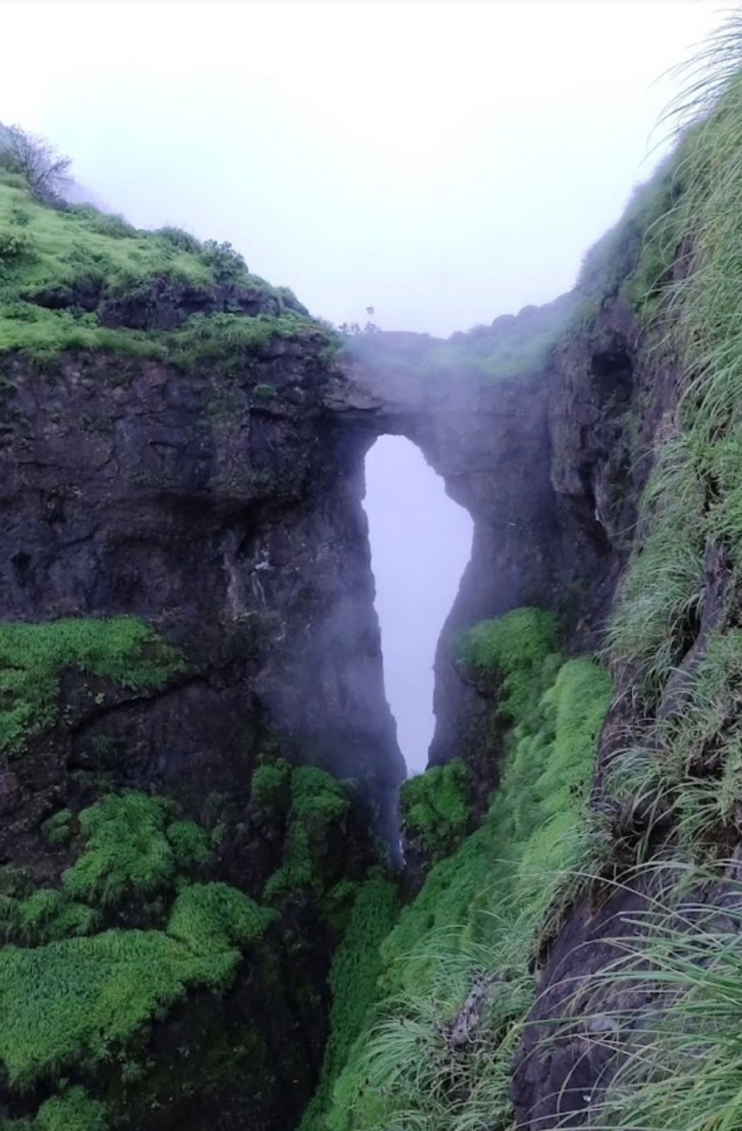 #ONT SPL - RIDGE BRIDGE TREK - HATKESHWAR to LENYADRI CAVES -SPL TREK ...